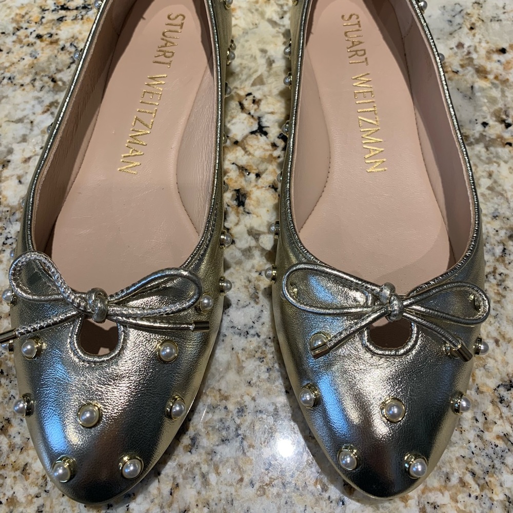 New. Stuart Weitzman Gabby Pearl Ballet Flats - Gem
